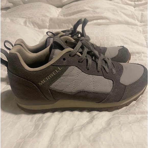 Merrell | Shoes | Merrell Alpine Womens 75 Sneaker Gray Retro Style ...
